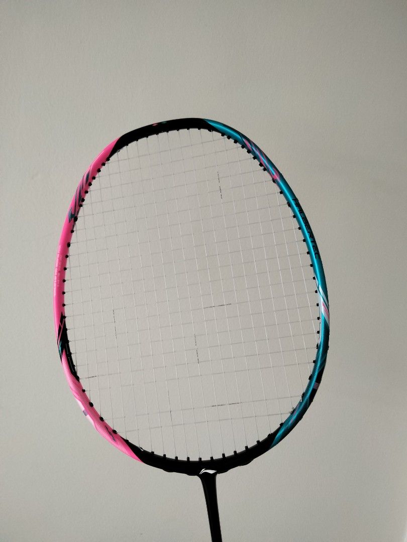 Li Ning halbertec 8000, Sports Equipment, Sports & Games, Racket & Ball ...