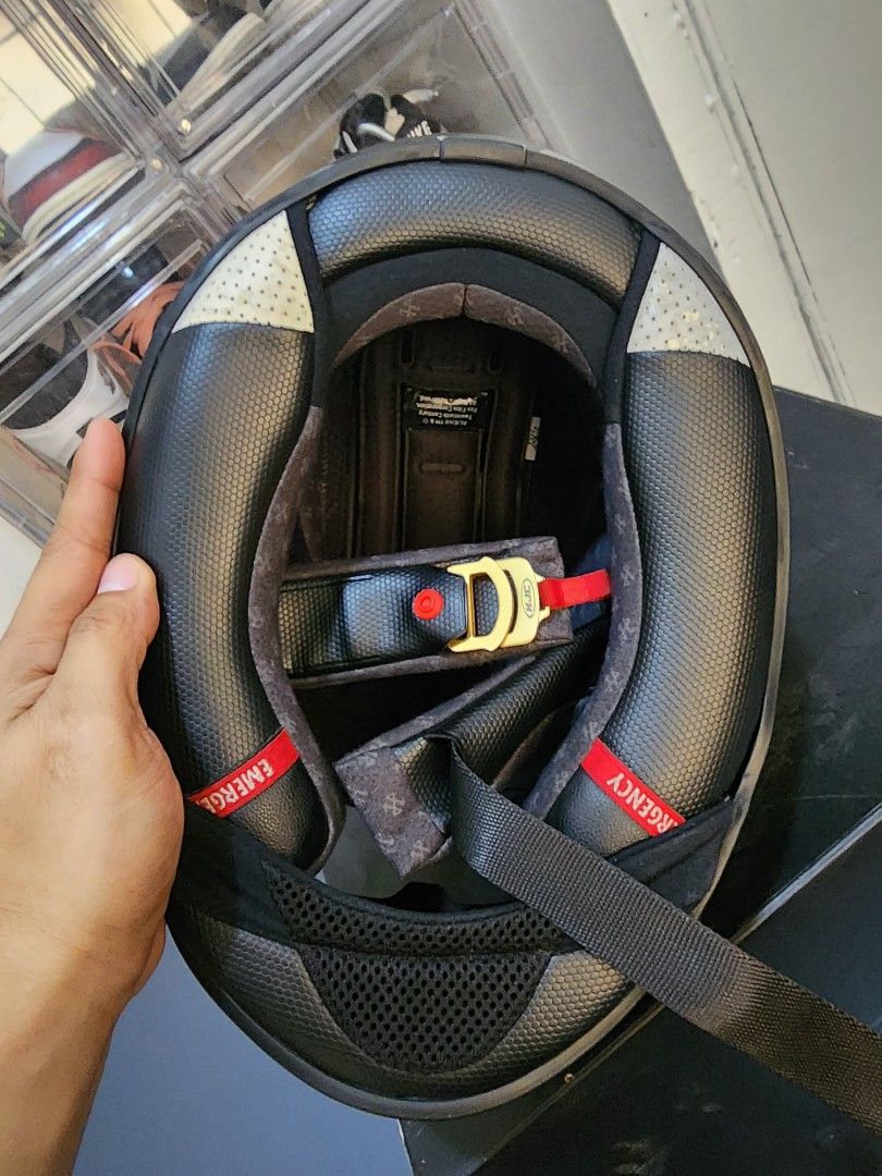 HJC Rpha 11 Aliens Fox Limited Edition, Motorbikes, Motorbike Parts ...