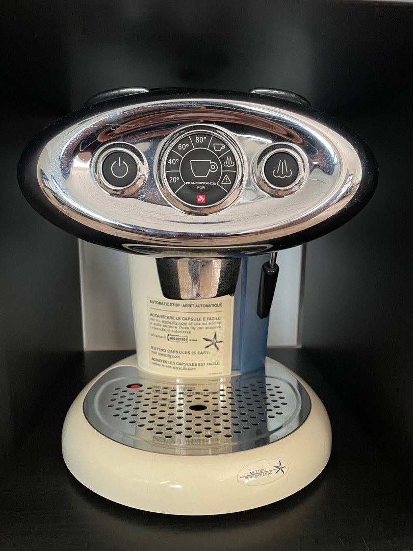 Illy coffee machine x7.1, TV & Home Appliances, Kitchen Appliances ...