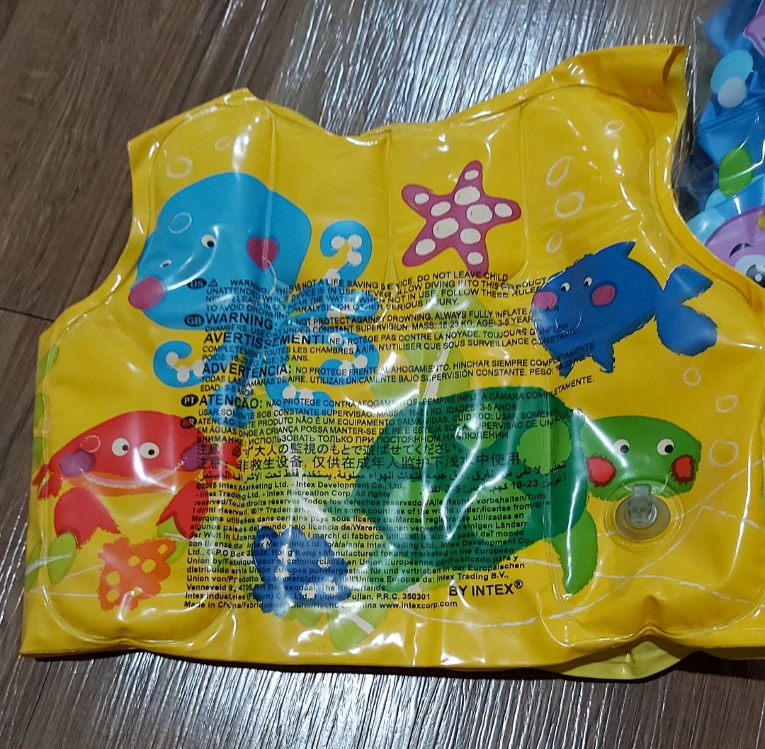 Intex inflatable life jacket and swim arm bands 3-6 years old, Babies ...