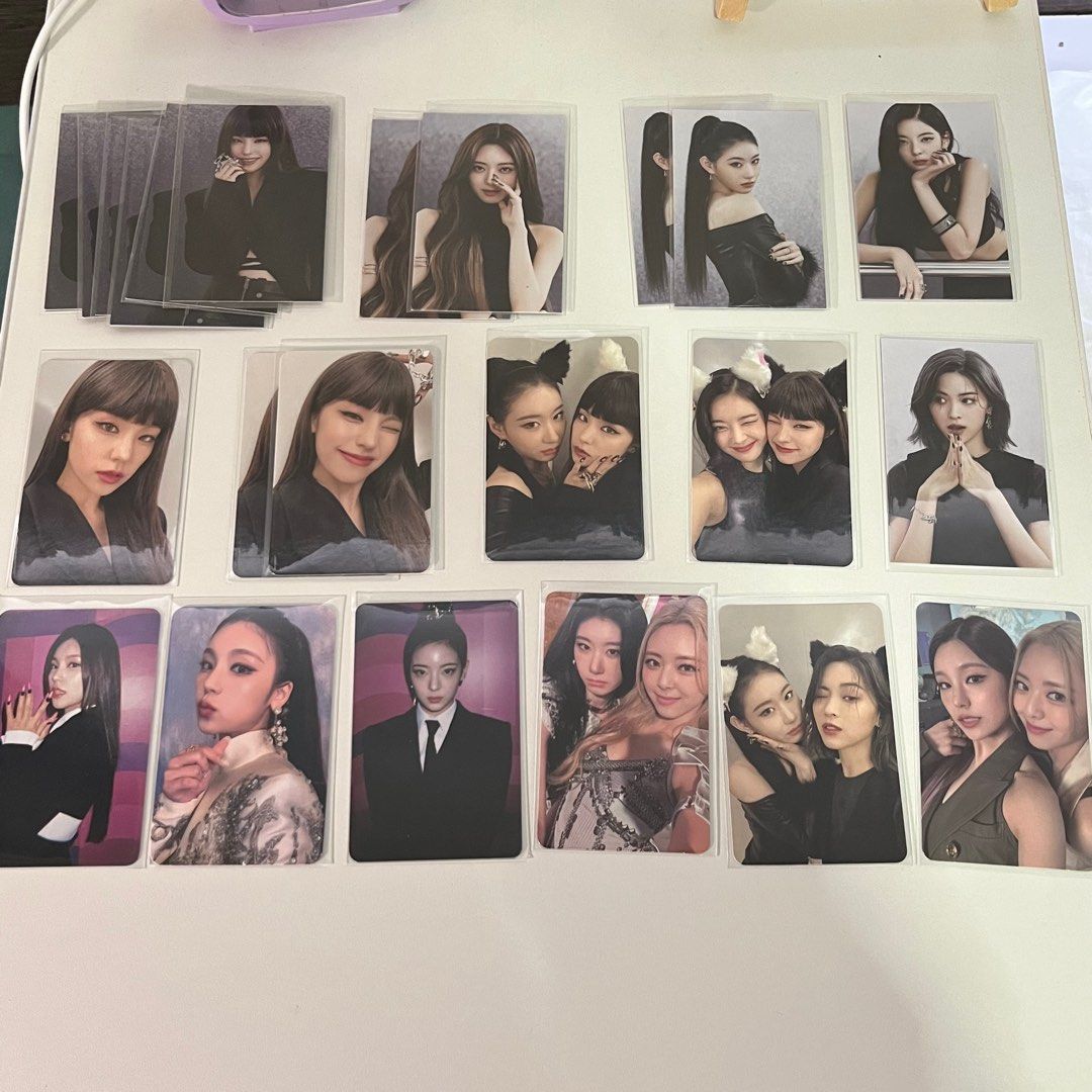 itzy red velvet iu aespa twice, 興趣及遊戲, 音樂、樂器 & 配件, 音樂與媒體 - CD 及 DVD - Carousell