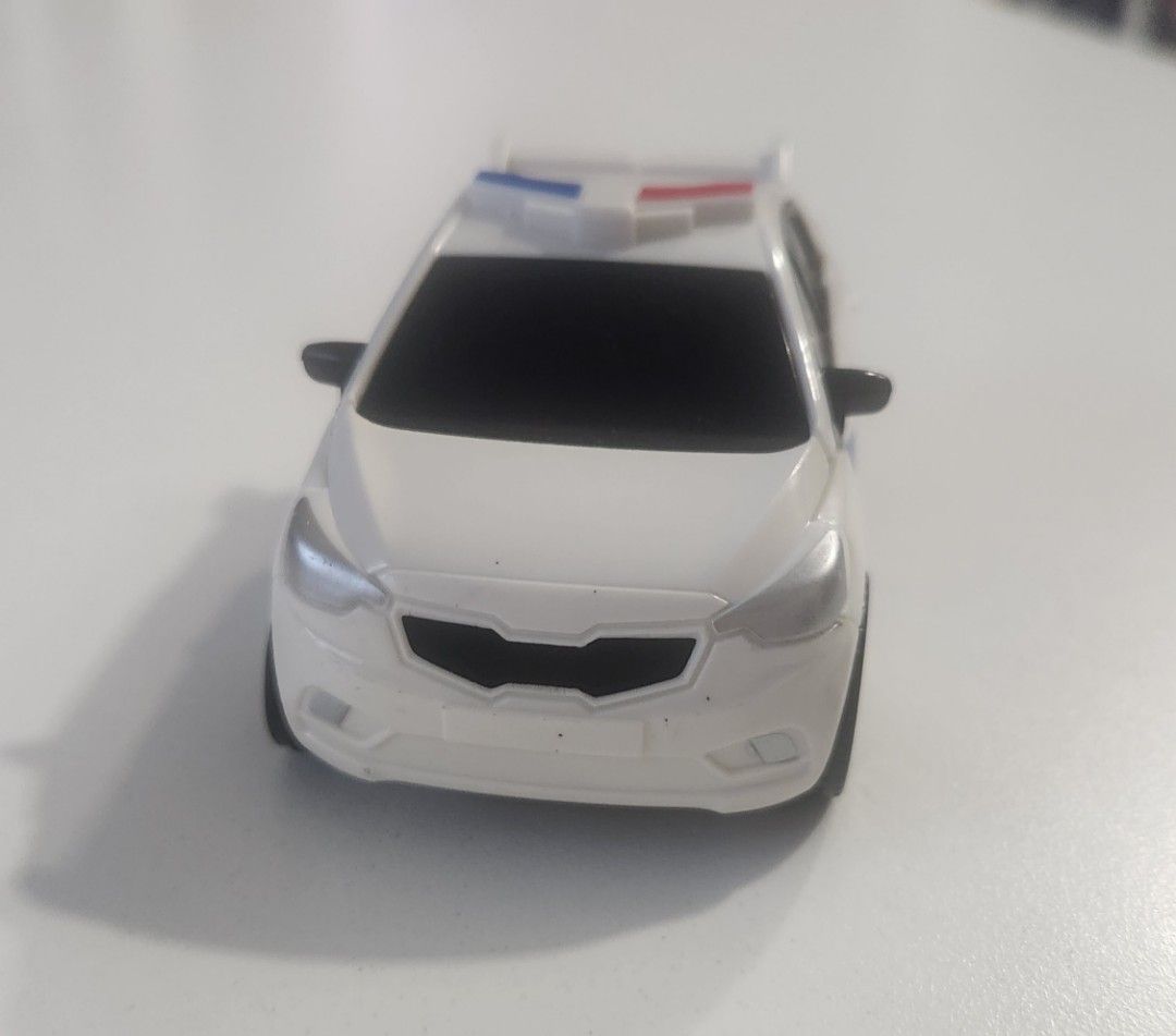 Kia K3 Transformer - robot Police car, Hobbies & Toys, Toys & Games on ...