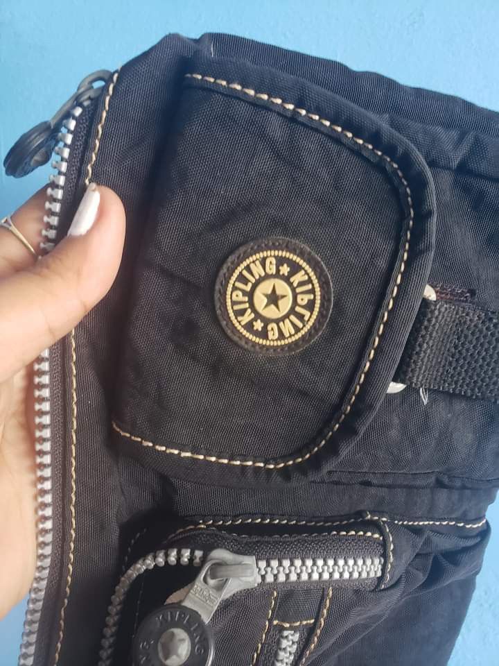 Kipling, Men's Fashion, Bags, Belt bags, Clutches and Pouches on Carousell
