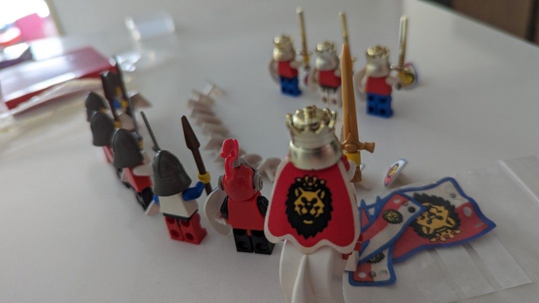 Lego Castle - 1995 Lion series collection, Hobbies & Toys, Toys & Games ...