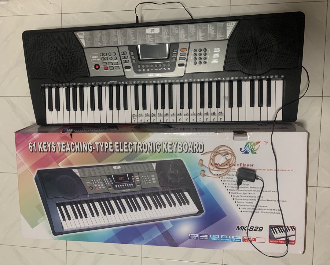 MK 829 Keyboard, Hobbies & Toys, Music & Media, Musical Instruments on ...