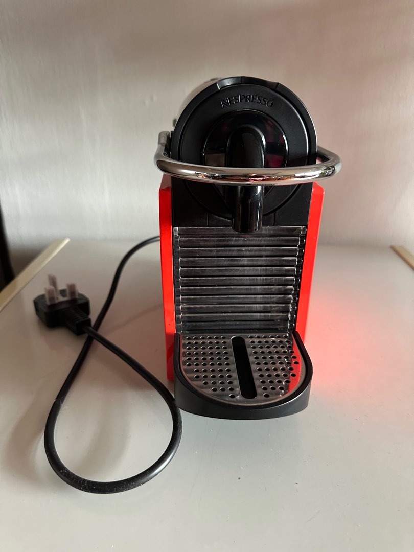Nespresso Coffee Machine - pixie clips, TV & Home Appliances, Other Home Appliances on Carousell