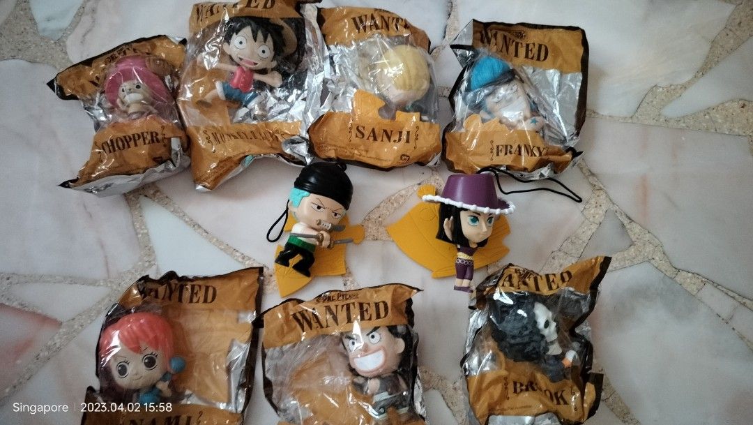 ONE PIECE COMPLETE SET + 2 ADDITIONAL LUFFY+2 ADDITIONAL CHOPPER + 1 ...