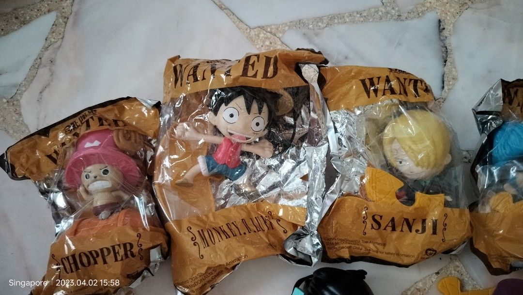 ONE PIECE COMPLETE SET + 2 ADDITIONAL LUFFY+2 ADDITIONAL CHOPPER + 1 ...