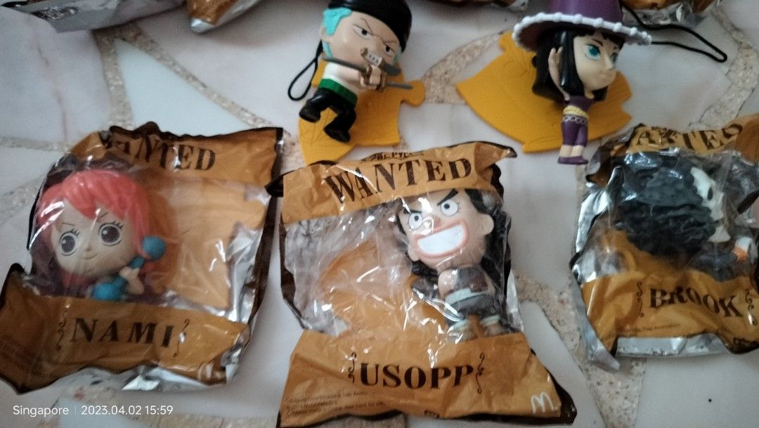 ONE PIECE COMPLETE SET + 2 ADDITIONAL LUFFY+2 ADDITIONAL CHOPPER + 1 ...