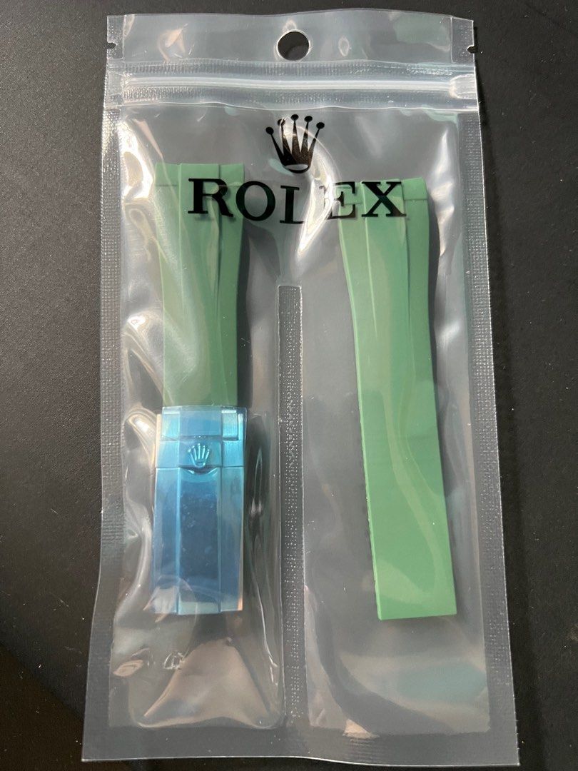 Rolex 20mm green rubber strap hulk, Luxury, Watches on Carousell
