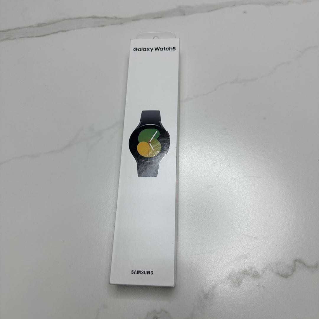 Samsung Galaxy Watch 5 (Graphite) 40mm, Mobile Phones & Gadgets ...