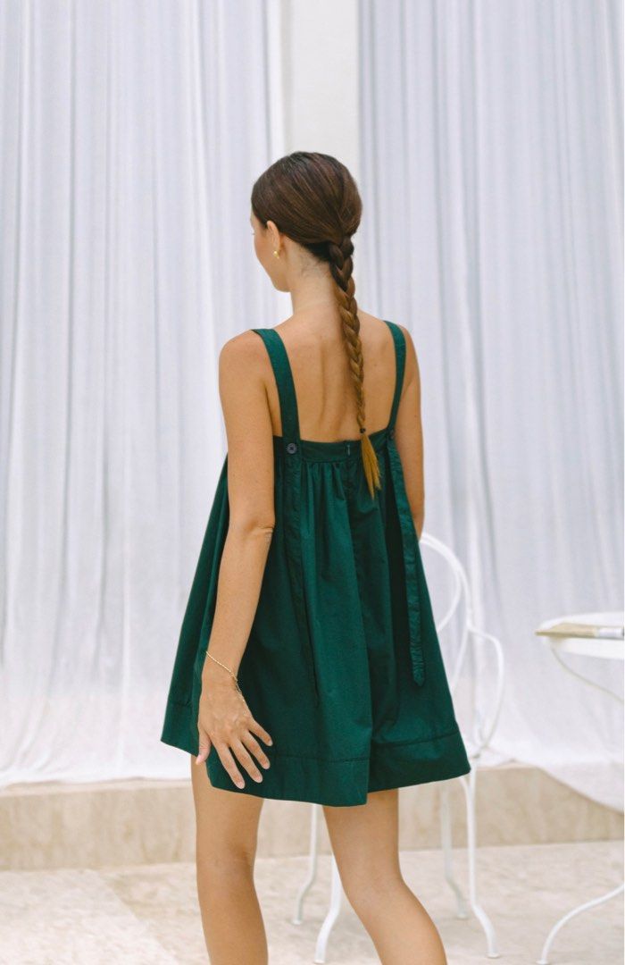 Staples Dress in Emerald Green, Women's Fashion, Dresses & Sets ...