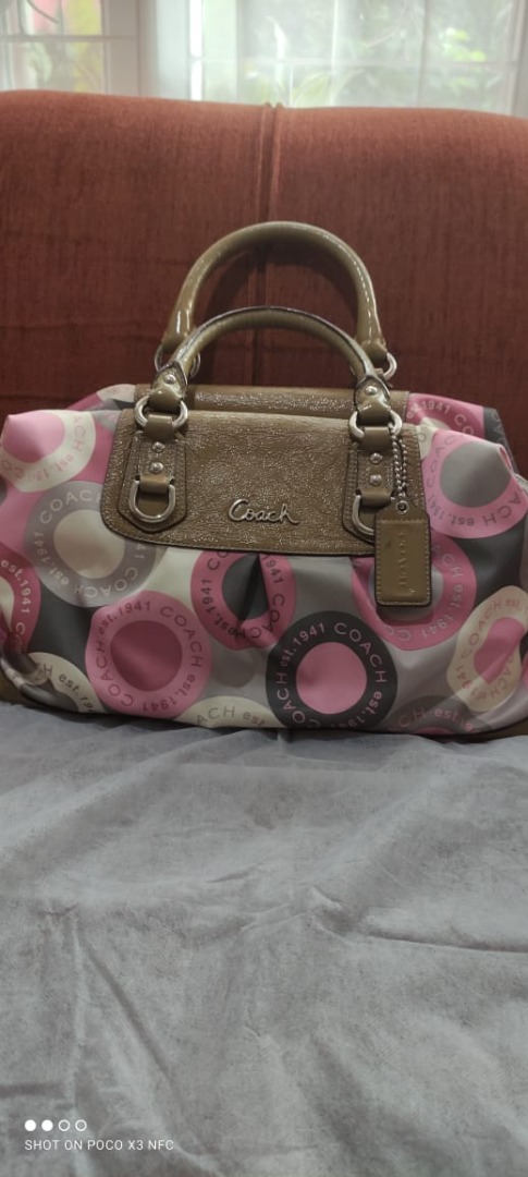 Tas Coach Ashley Hijau, Fesyen Wanita, Tas & Dompet di Carousell