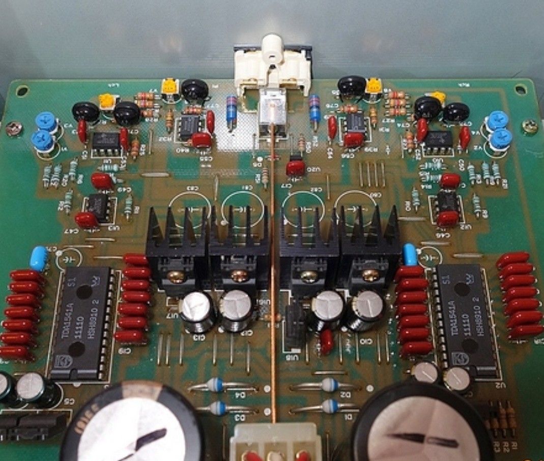 Teac D-500 DAC (TD 1541 S1 x2) 110V, Audio, Other Audio Equipment on Carousell