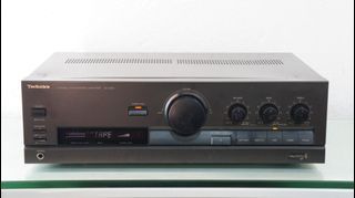 Technics Amplifier Tower Rack Audio Stereo Stock Photo 1477105997 ...