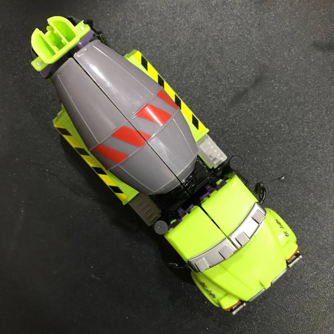 TRANSFORMERS REVENGE OF THE FALLEN VOYAGER CLASS - MIXMASTER ( G1 GREEN ...