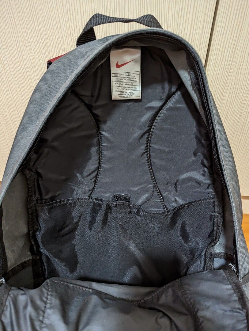 Vintage Nike backpack, Men's Fashion, Bags, Backpacks on Carousell