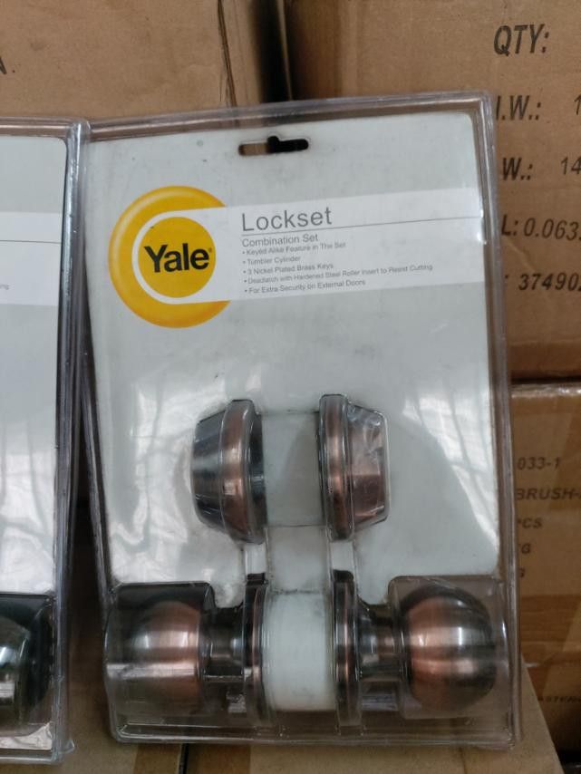 YALE COMBO PACK ENTRANCE LOCKSET/DEADBOLT SETS KEYED ALIKE SAME KEY ...
