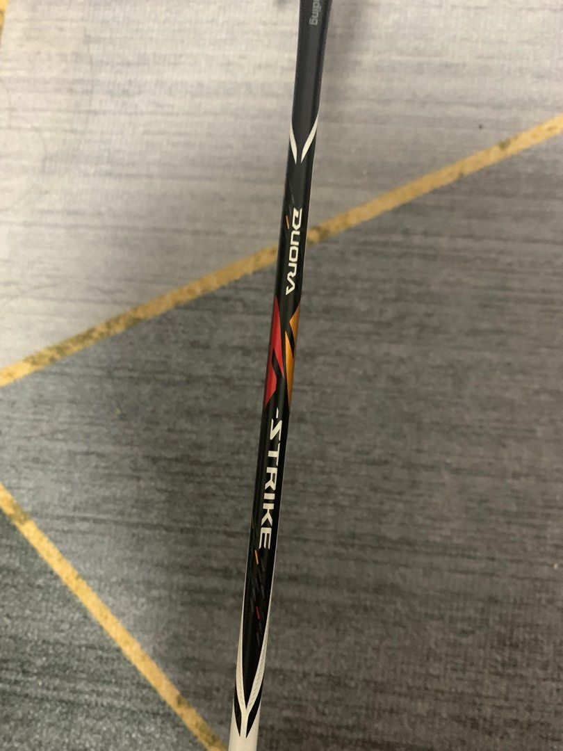 Yonex Duora Z-Strike badminton racket Victor Axelsen (Not Lining Victor), Sports Equipment ...