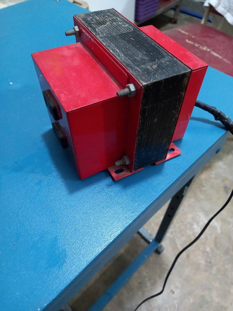 Zebra 250 watts stepdown transformer, TV & Home Appliances, Electrical ...