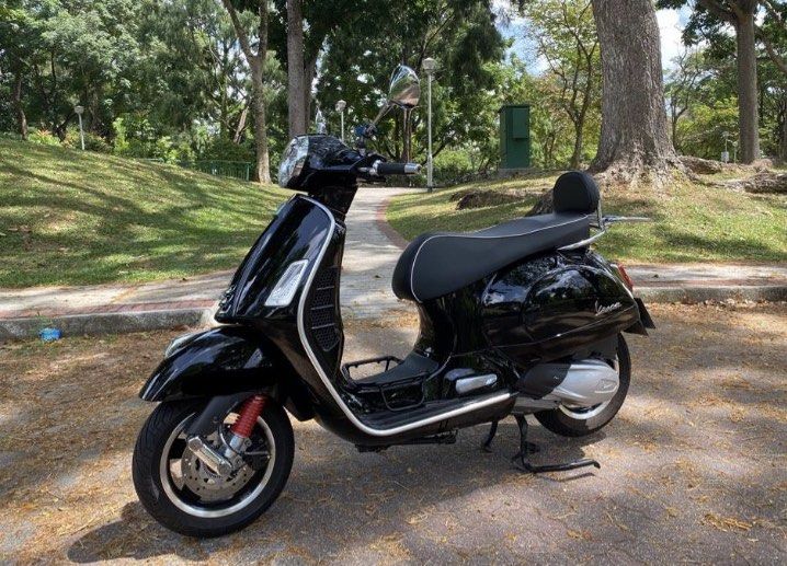 2021 Vespa GTS 300 HPE, Motorcycles, Motorcycles for Sale, Class 2A on Carousell
