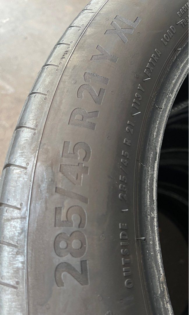 285/45/21 continental cpc6 SSR, Car Accessories, Tyres & Rims on Carousell