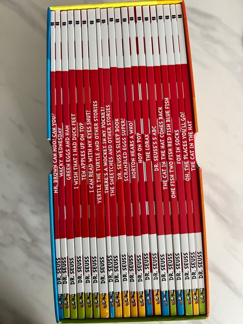 A Classic Case of Dr Seuss (20 books), 興趣及遊戲, 書本 & 文具, 小朋友書 - Carousell