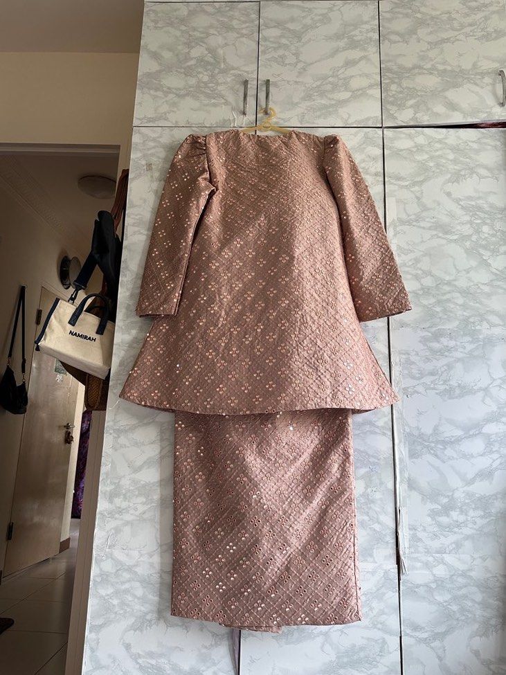 CLASSY BELLA AMMARA BAJU KURUNG MAWAR IN NUDE PINK SIZE M BRAND NEW WITH TAG tags Hari Raya baju ...