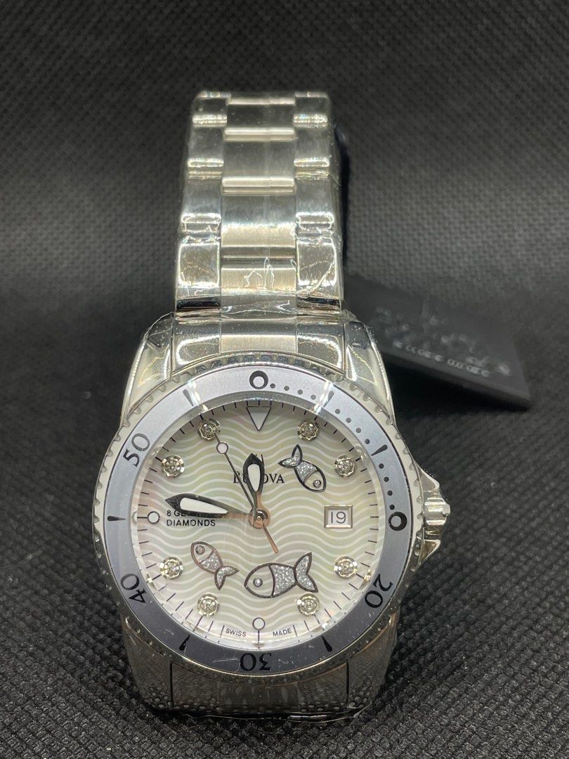 BULOVA Cute Fish collection, 女裝, 手錶及配件, 手錶 - Carousell