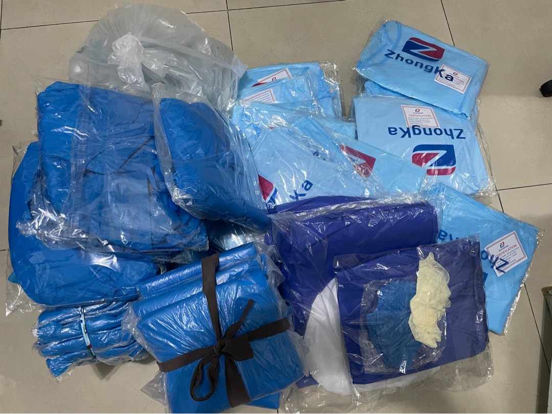 Bundle 249 pcs. Disposable PPE, Buffant cap, face shields, Health ...