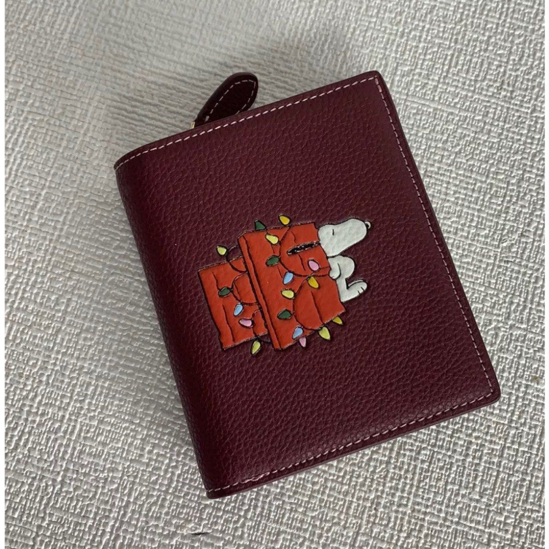 Coach x Peanuts Snoopy Wallet with Ski Motif, Women's Fashion, Bags ...