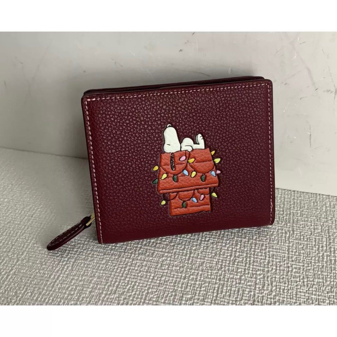Coach x Peanuts Snoopy Wallet with Ski Motif, Women's Fashion, Bags ...