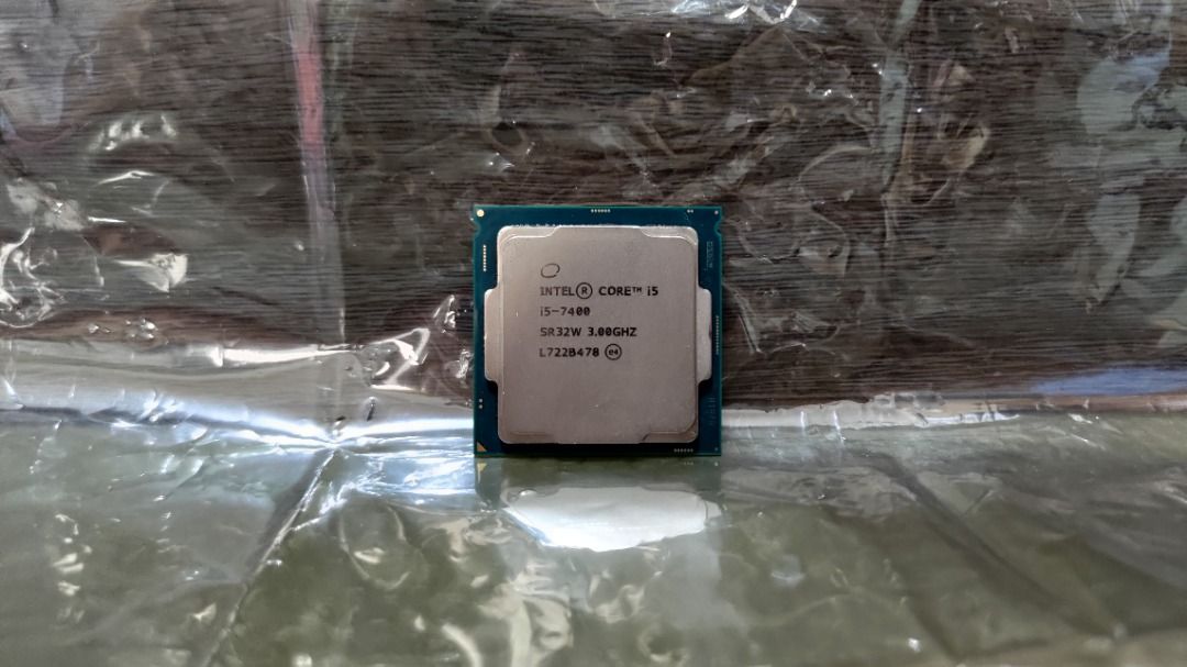 【二手】CPU Intel Core i5-7400 / 4核-4緒 / 3.0GHz(↑3.5G) / 6M / HD 630 / 65W ...