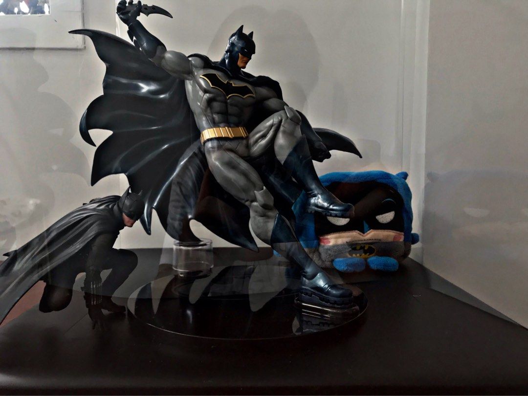DC FULL POWER BATMAN METALLIC BLUE on Carousell