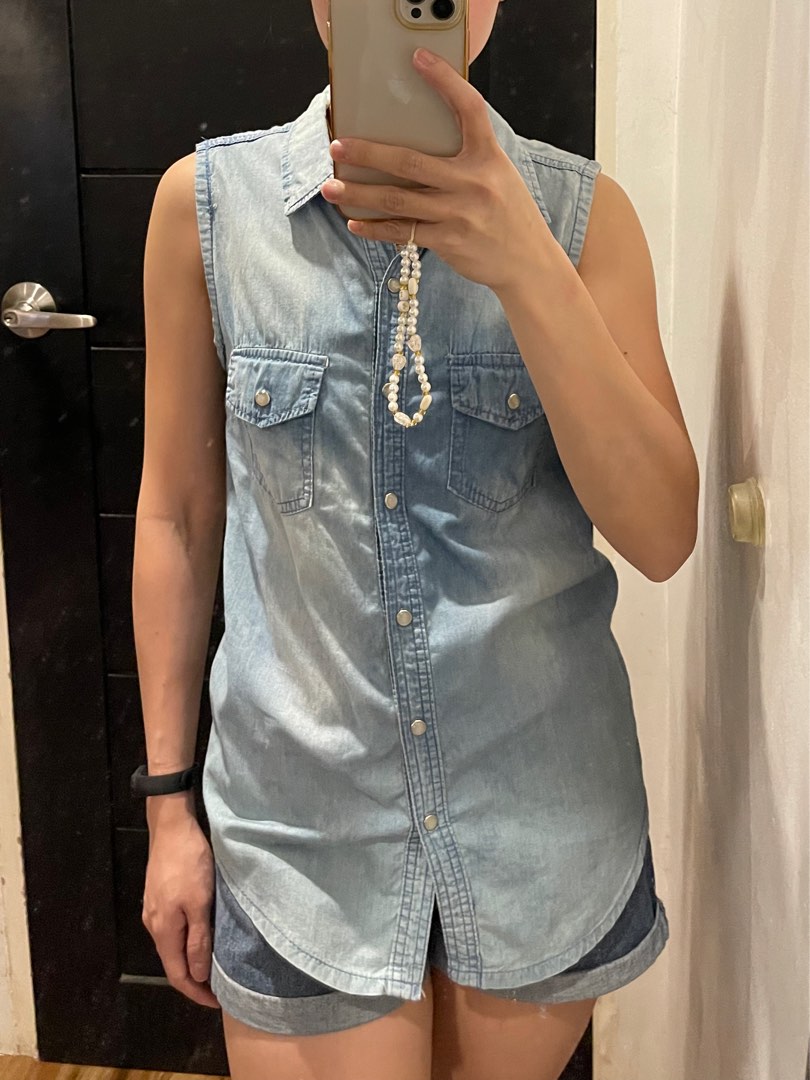 Denim sleeveless, Women's Fashion, Tops, Sleeveless on Carousell