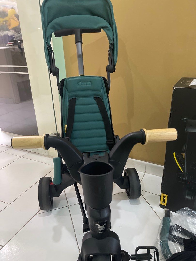 Doona Liki Trike S5 Racing Green Tricycle, Babies & Kids, Going Out ...