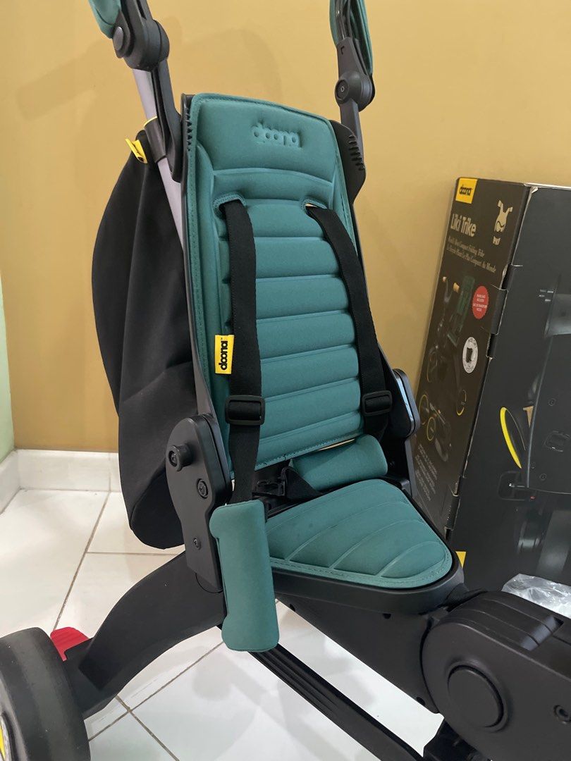 Doona Liki Trike S5 Racing Green Tricycle, Babies & Kids, Going Out ...