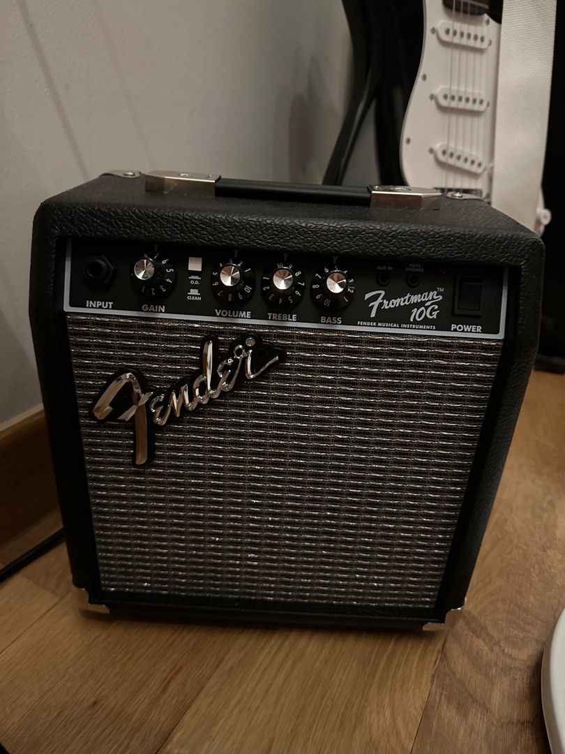 Fender amplifier, Hobbies & Toys, Music & Media, Music Accessories on ...