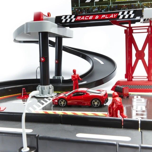 Bburago Ferrari Racing Garage, Hobbies & Toys, Toys & Games on Carousell