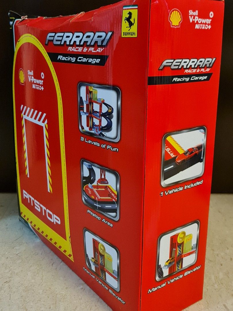 Bburago Ferrari Racing Garage, Hobbies & Toys, Toys & Games on Carousell