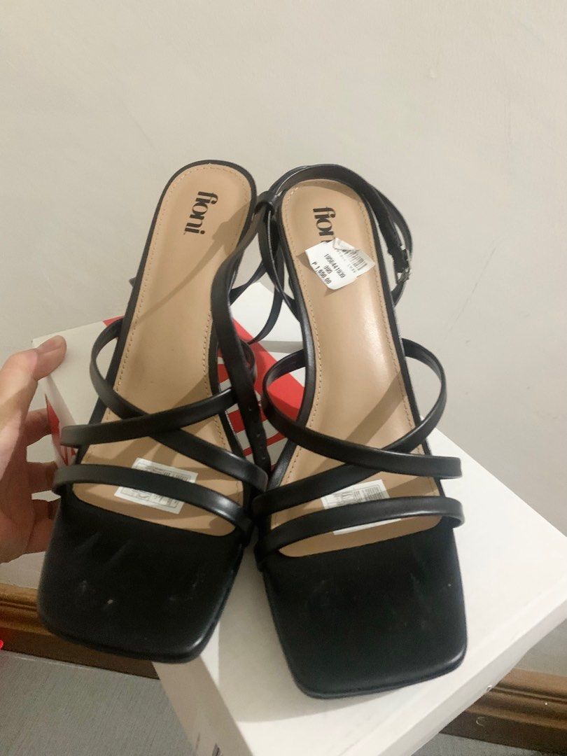 Fiona Heels, Women's Fashion, Footwear, Heels on Carousell