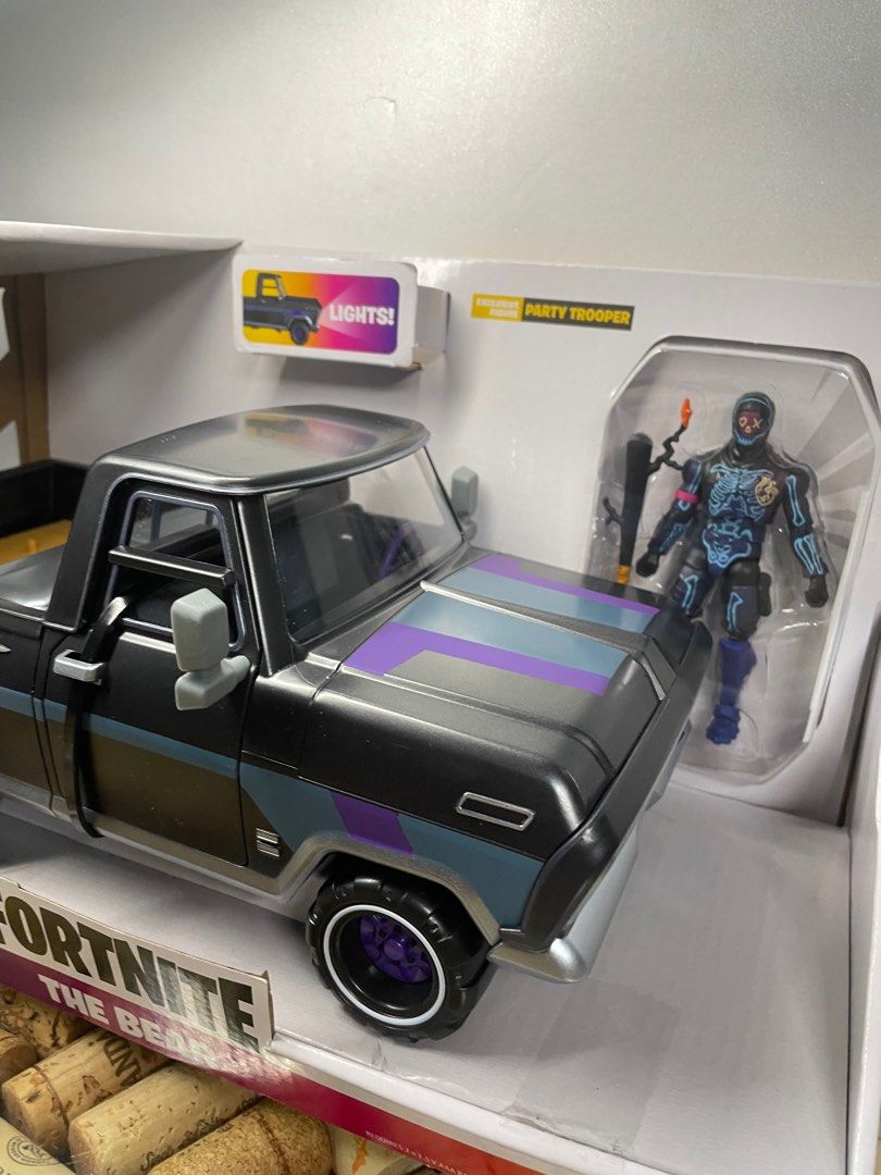FORTNITE Figure Party Trooper with Pick up Truck, Hobbies & Toys, Toys ...