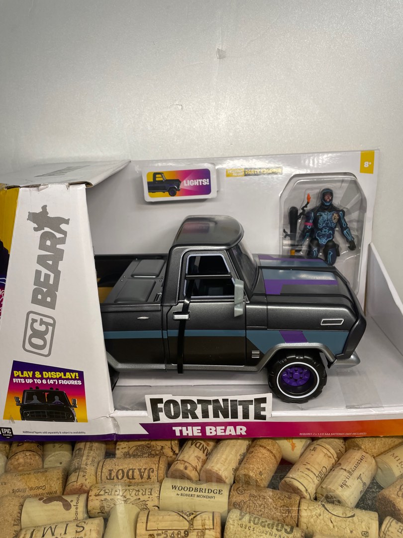 FORTNITE Figure Party Trooper with Pick up Truck, Hobbies & Toys, Toys ...