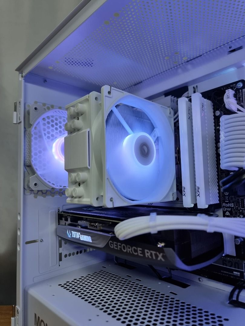 [FREE DELIVERY] RTX 4070 ZOTAC TWIN EDGE OC 12GB + INTEL I7 13700F ...