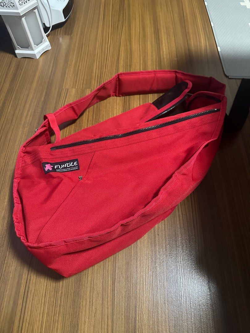Fundle sling bag - Large, Pet Supplies, Homes & Other Pet Accessories ...