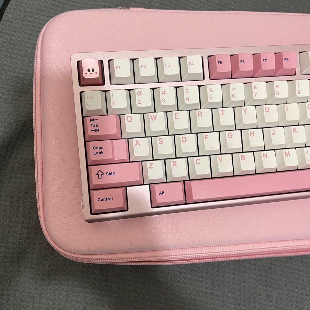 Hand engineering Kage pink wkl 80% custom keyboard built, 電腦＆科技, 電腦周邊及配件, 電腦鍵盤及相關產品 - Carousell