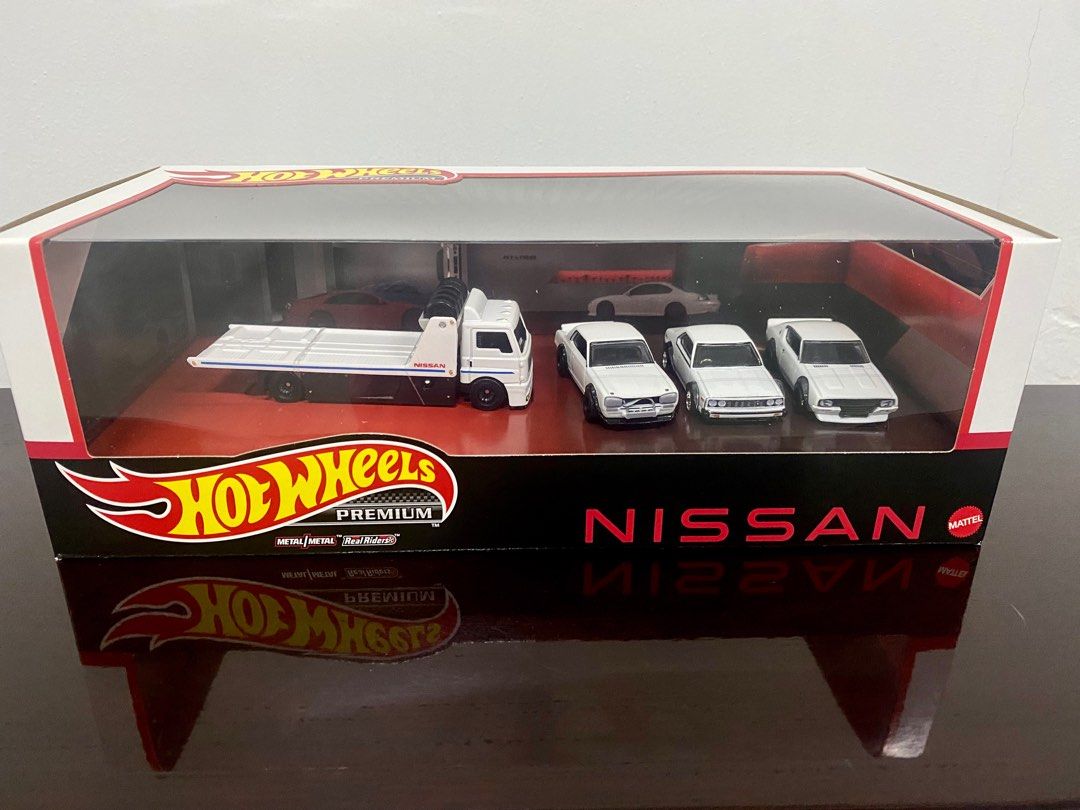 Hot Wheels Nissan Diorama Hotwheels Skyline 2000GT-R LBWK > C210 > HT 2000 GT-X Hakosuka > Fleet ...