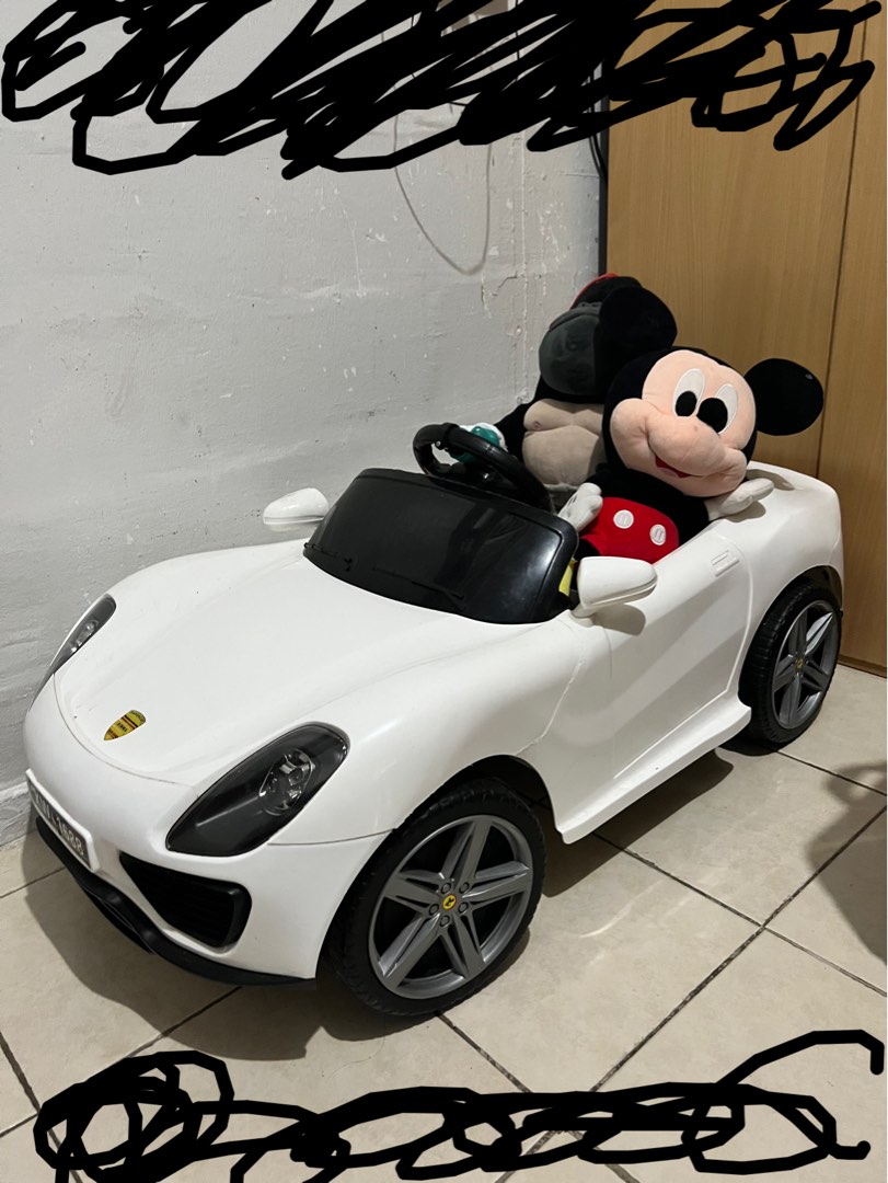 Kiddy ride car (remote control), Hobbies & Toys, Toys & Games on Carousell