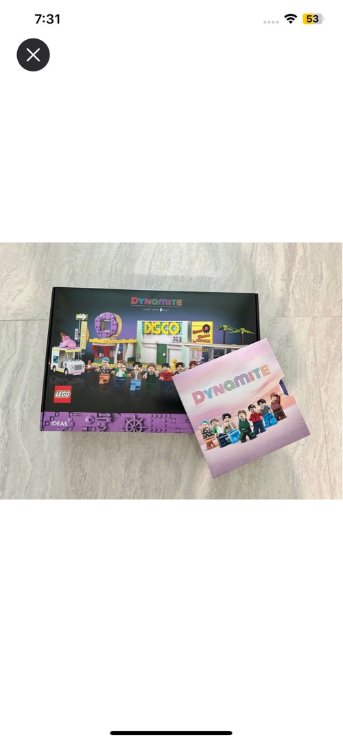 LEGO BTS 21339 Dynamite with BTS Postcards and Stickers, Hobbies & Toys ...