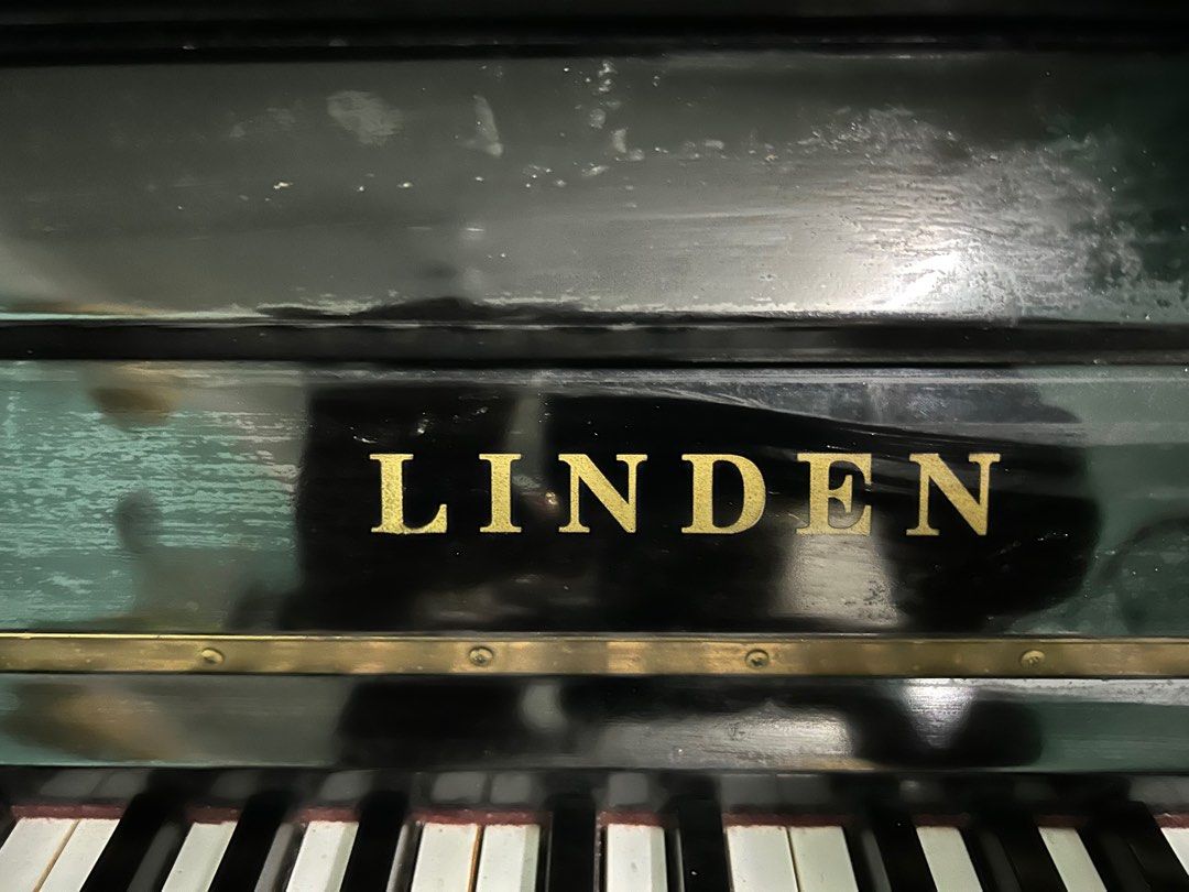 Linden piano used, Hobbies & Toys, Music & Media, Musical Instruments ...